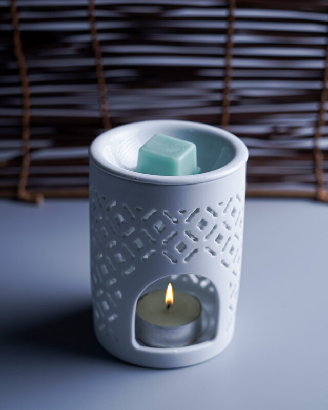 Tall Wax Burner - Moam.com.pk